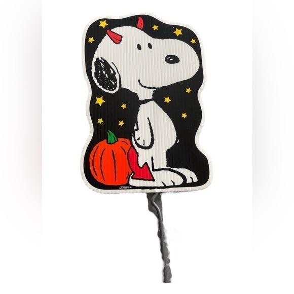 Peanuts | Holiday | Vintage 999 Snoopy Peanuts Halloween Yard Sign ...